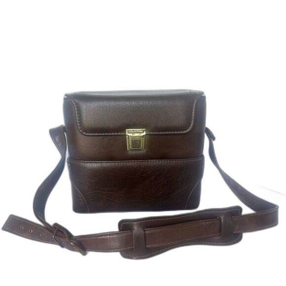Diamond Supply Co. | Bags | Vintage Leather Camera Bag Diamond Model ...